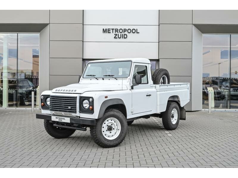 Votre future Land Rover Defender d'occasion vous attend sur Autotrends ...