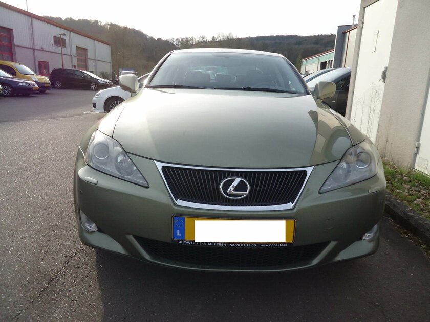 Votre future Lexus IS 220d d'occasion vous attend sur Autotrends.be, le ...