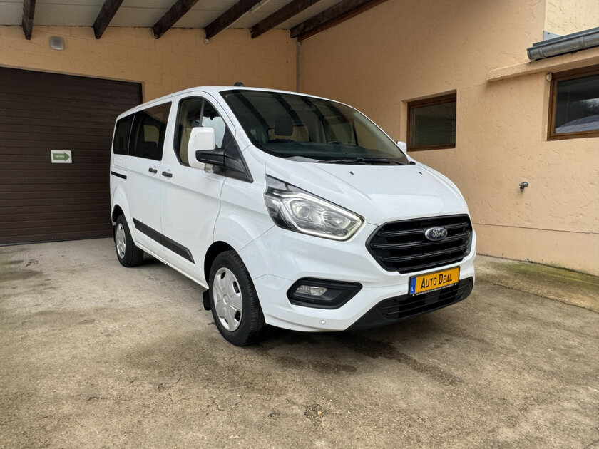 Uw toekomstige tweedehands Ford Transit Custom wacht op u op Autotrends ...